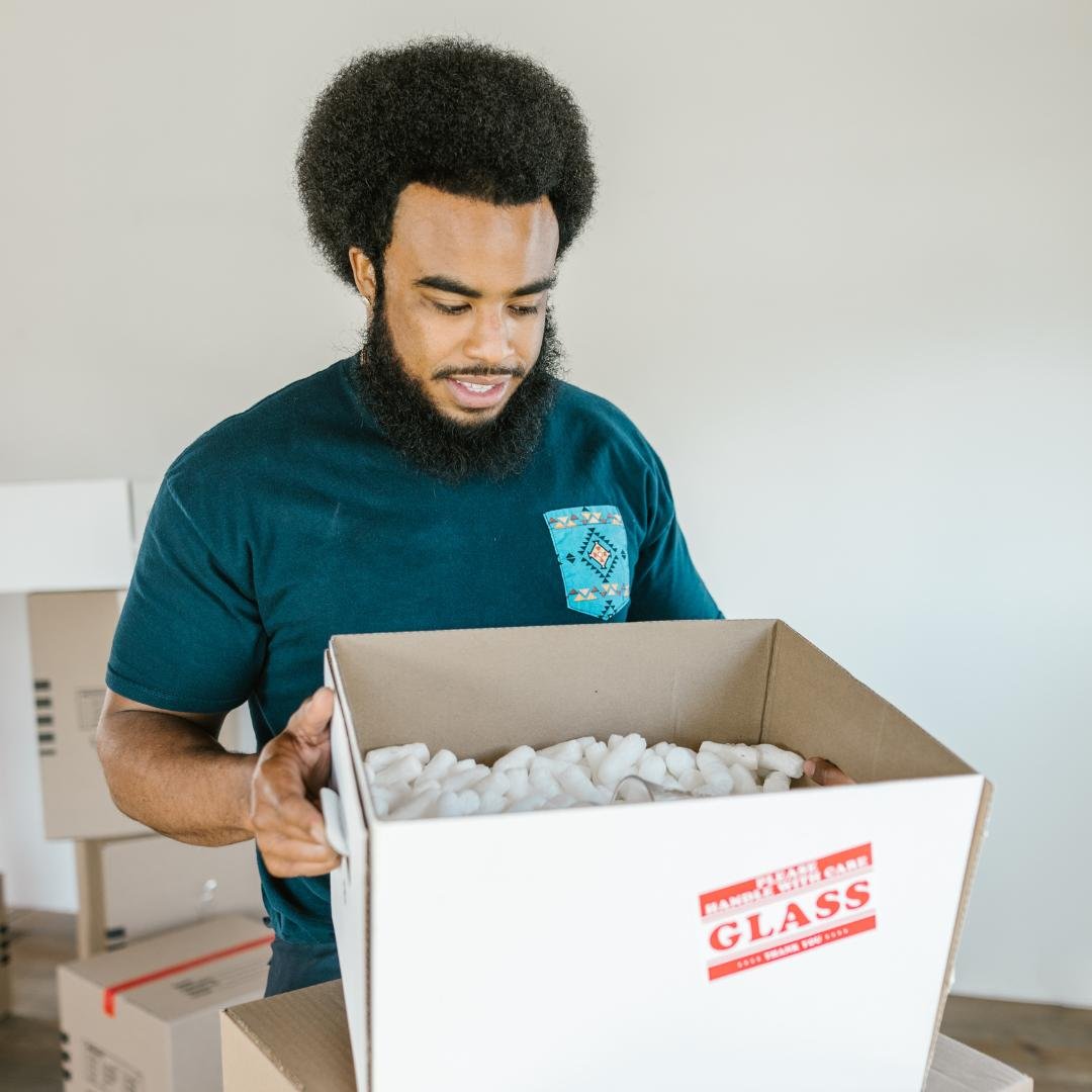 5 Reasons To Buy A Care Pack For Your Staff - Health A Bot