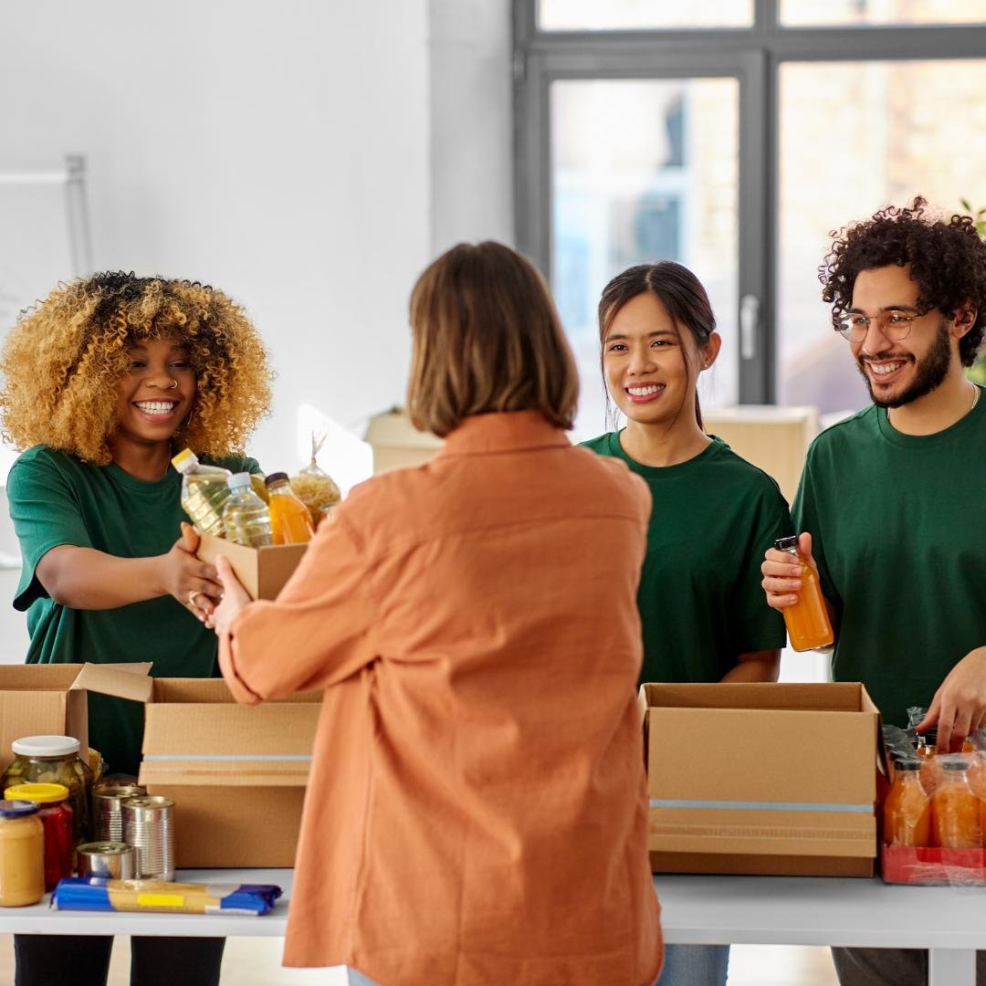 5 Reasons To Buy A Care Pack For Your Staff - Health A Bot